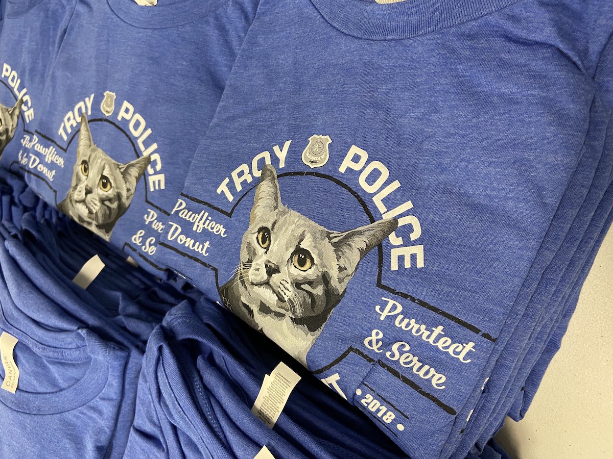 Custom Screenprinting | Create Custom Shirts Online – Good Ink